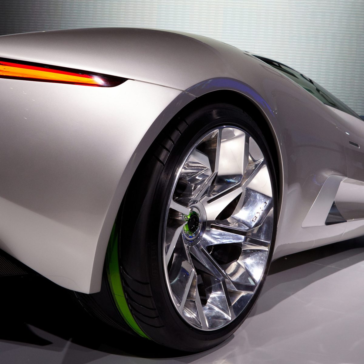 Performance Automotive Locking Fasteners – Stage 8